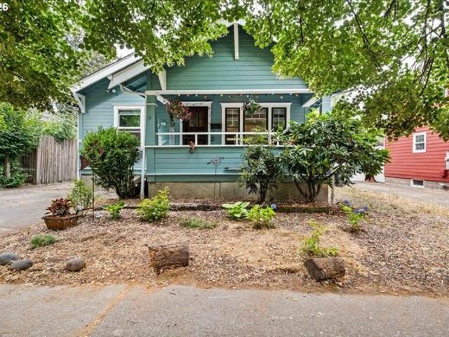 375 SE 23rd St, Salem, OR 97301