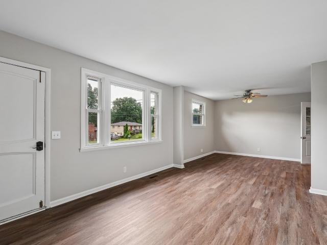 375 Spring Valley Dr