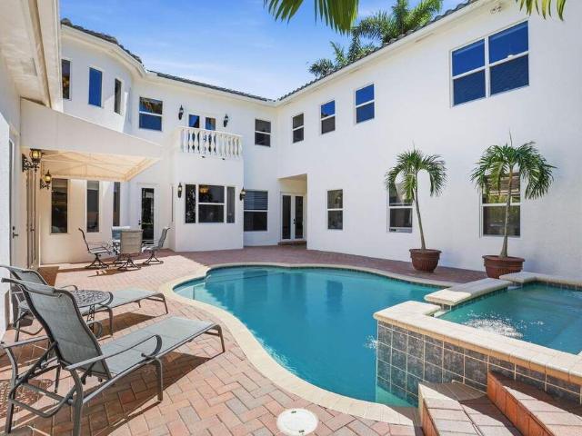 375 Sw 16th Street, Boca Raton, FL