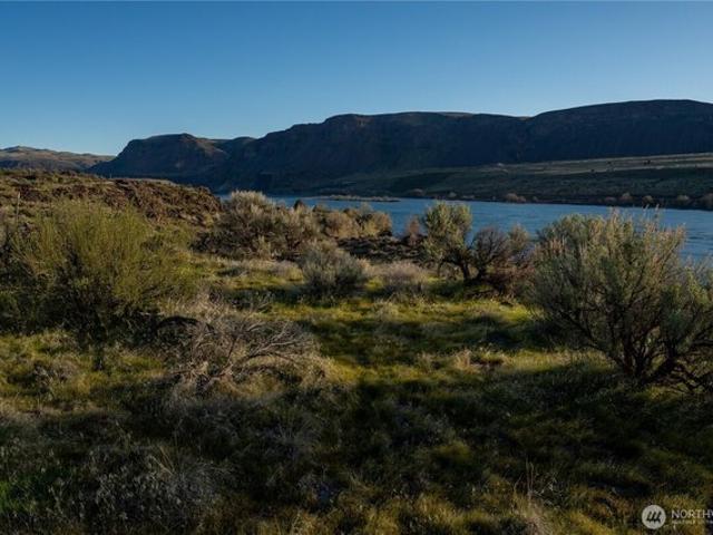 375 Ravenwing Ln Lot 14, Malaga, WA 98828