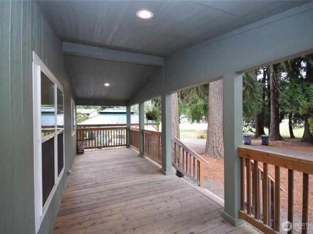 375 W Dungeness Meadows