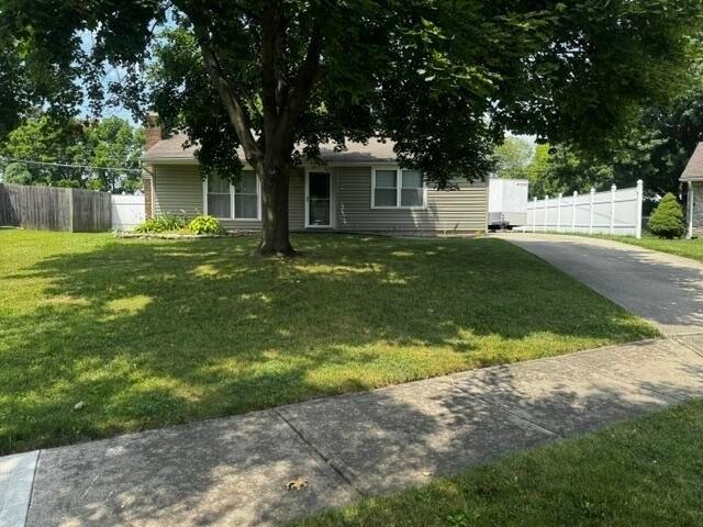 375 Westport Dr, Groveport, OH 43125