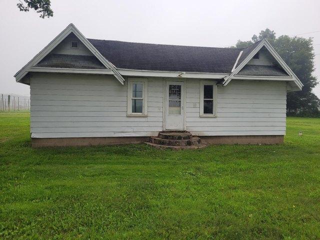 37646 Paw Rd, Paw, MI 49079