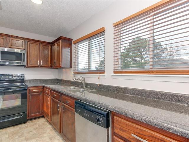 3764 Chimney Creek DR