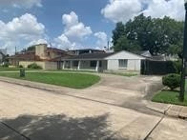 3764 Gramercy St, Houston, TX 77025