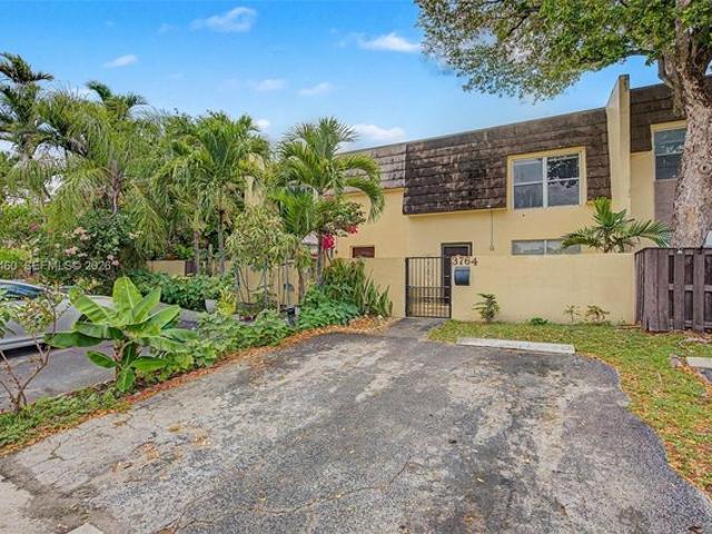 3764 SW 60th Ter Unit 15, Davie, FL 33314