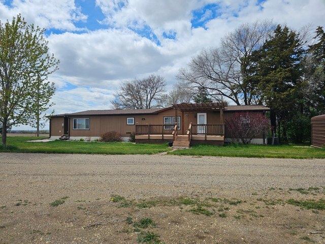 37654 th St, Geddes, SD 57342