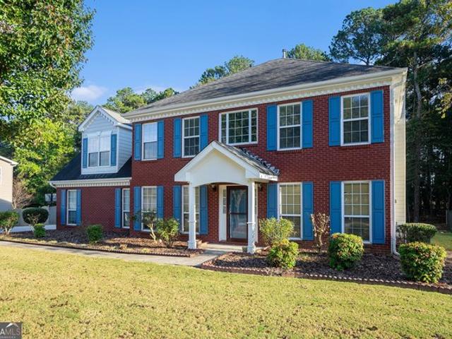 3765 Brushy Wood Dr, Loganville, GA 30052