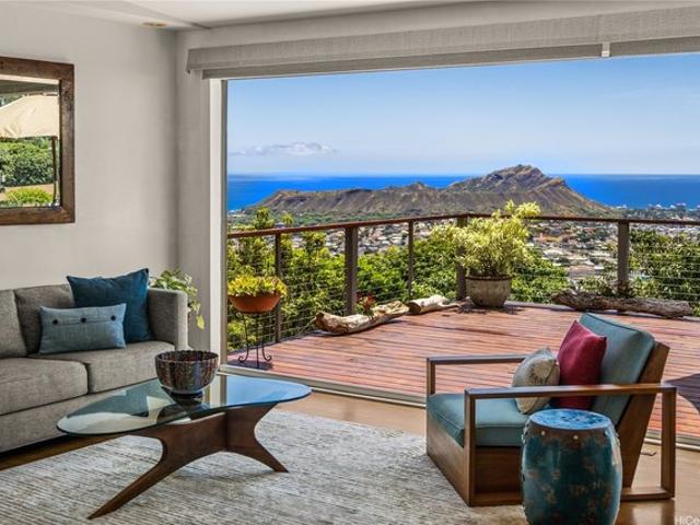 3765 Lurline Dr, Honolulu, HI 96816