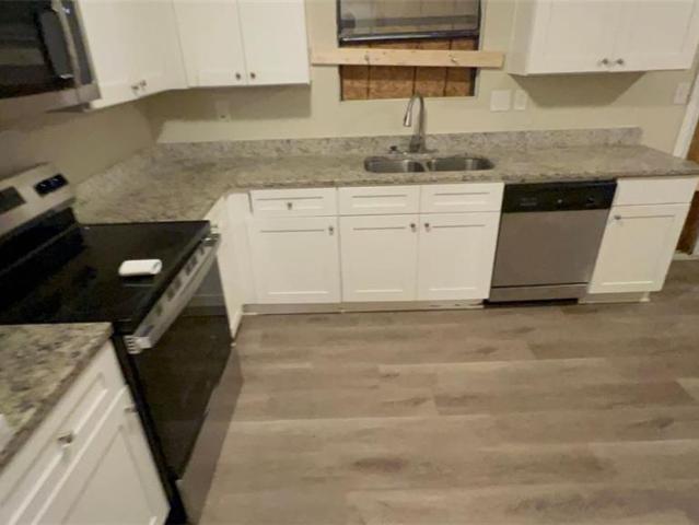 3766 Chimney Ridge Ct, Ellenwood, GA 30294 | MLS #7615 | Compass