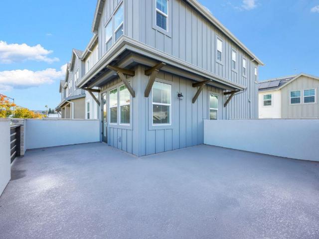 3767 Castro Valley Blvd, Castro Valley, CA 94546 | MLS #ML82013 | Compass