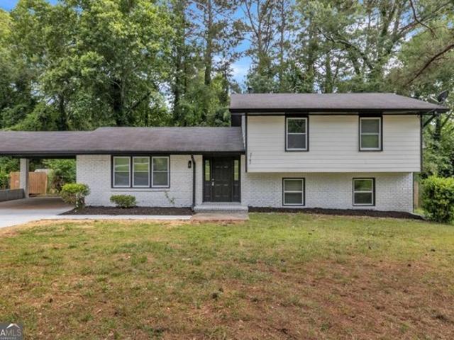 3767 Greentree Dr, Decatur, GA 30032