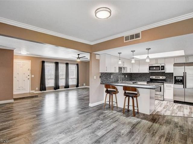 3768 Pilgrim St, Las Vegas, NV 89121