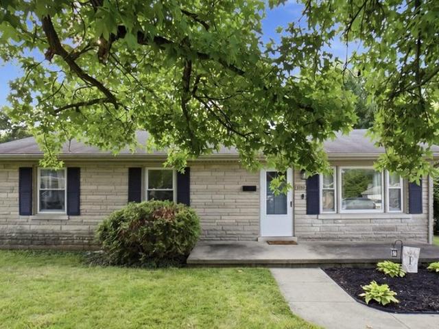3769 Temple Dr, Lexington, KY 40517