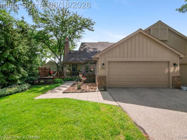 37600 N Laurel Park Drive