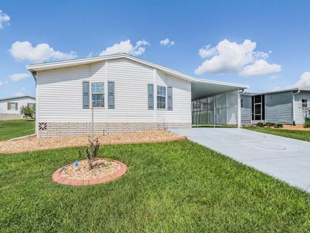 37601 Neukom Ave, Zephyrhills, FL 33541