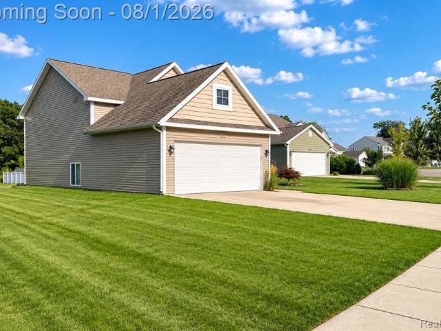 3760 Amber Oaks Drive