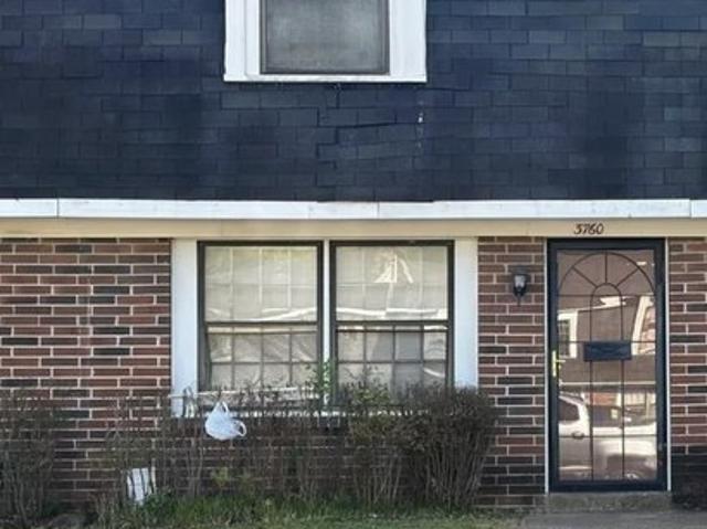 3760 Cambridge Station Dr, Memphis, TN 38115