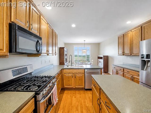 37610 Newburgh Park Circle