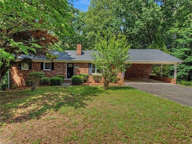 3761 Spaulding Dr, Winston Salem, NC 27105