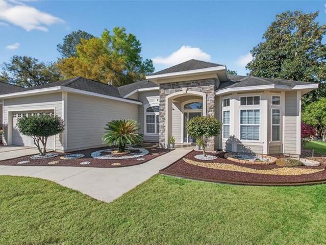 3762 SW 74th Dr, Gainesville, FL 32608