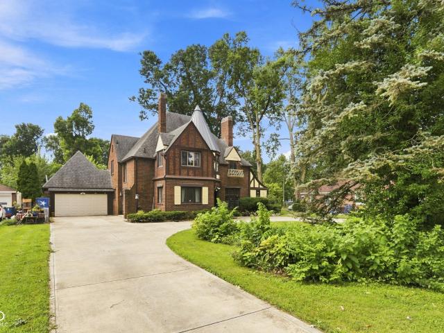 3763 Watson Road