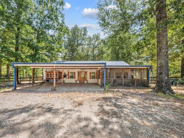 376 County Road 2008, Shelbyville, TX 75973