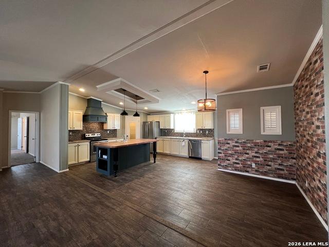 376 County Road 5702
