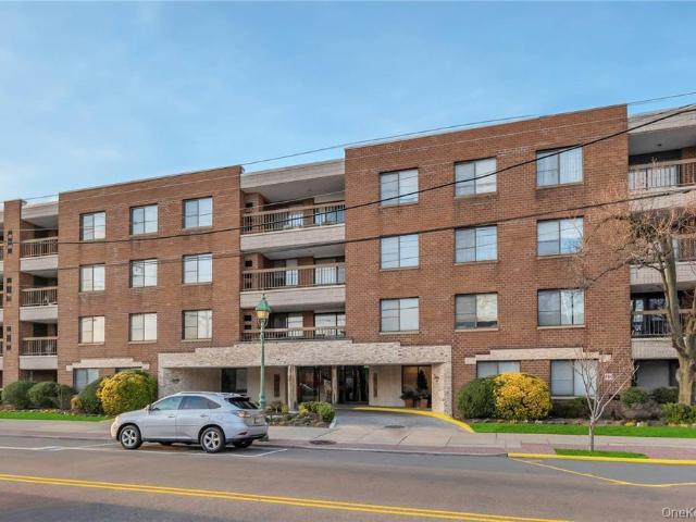 376 Central Avenue 2N