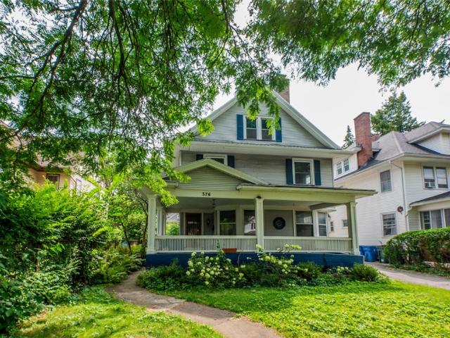 376 Barrington Street