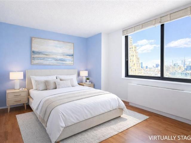 376 Broadway # 22B