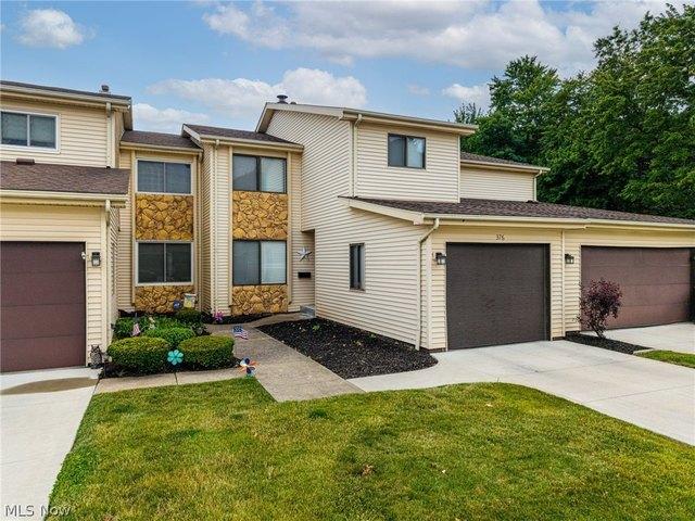 376 Deepwood Dr Unit 376, Wadsworth, OH 44281