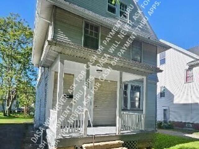 376 Magee 3 Bed / 1 Bath