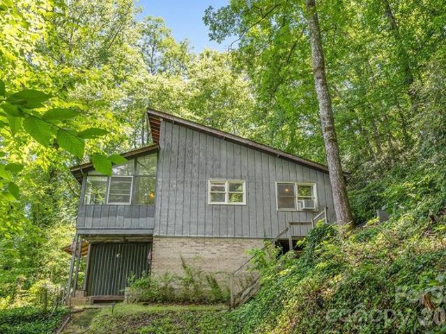 376 Stoney Brook Rd, Penrose, NC 28766