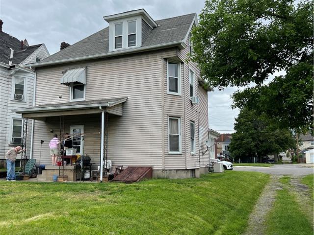 376 Vermont Ave