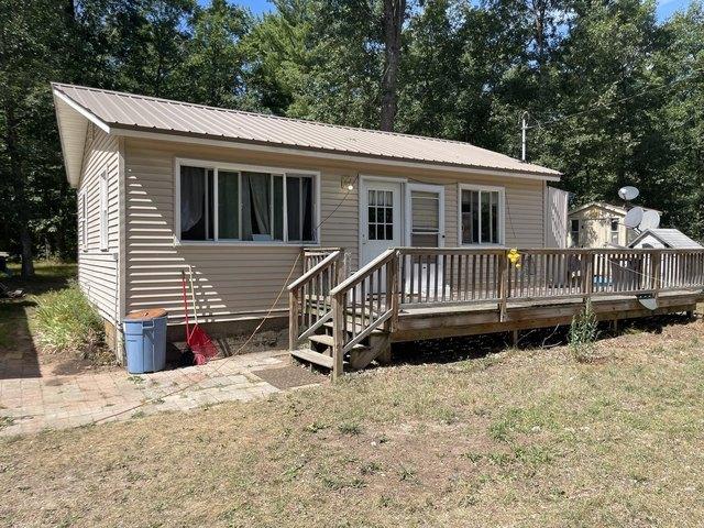 3774 Susan St, Wellston, MI 49689