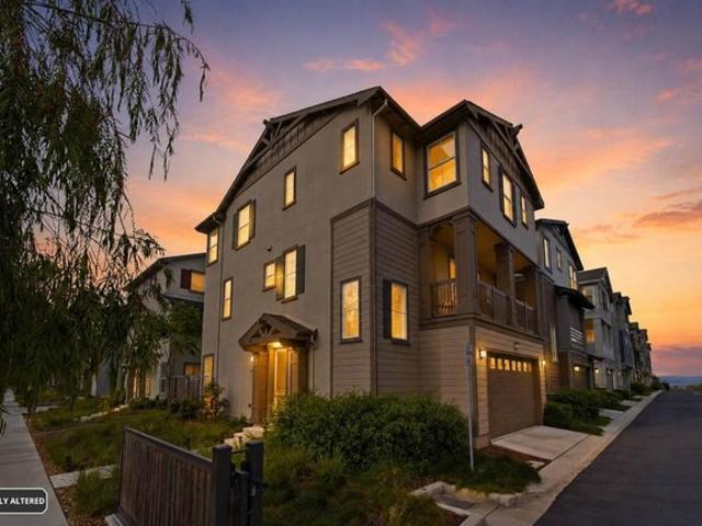 37751 Hickory St, Newark, CA 94560