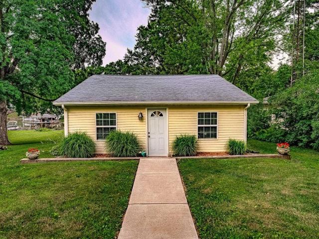 3776 N Doug Court