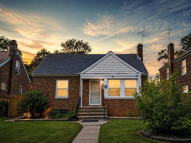 3776 Buchanan St, Gary, IN 46408