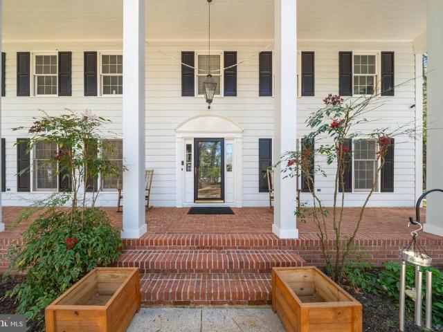 3776 Devonshire Drive