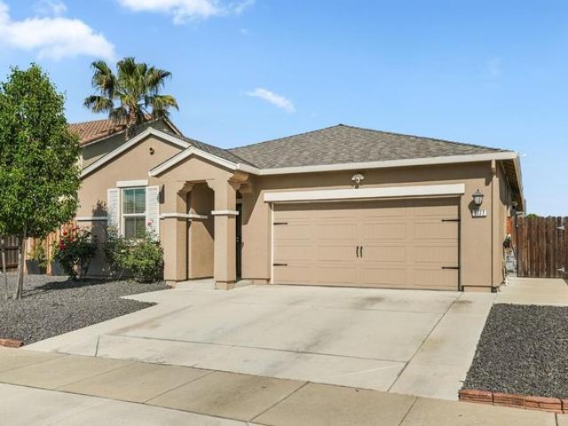 3777 Arcano Ave, Olivehurst, CA 95961