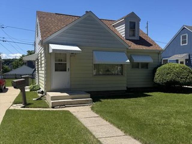 3777 S 24th St, Milwaukee, WI 53221
