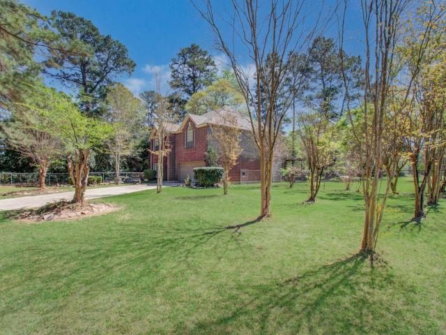 37703 Galleria Oaks Lane