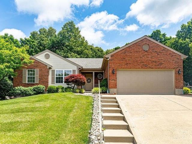 3770 Durango Green Dr, Cleves, OH 45002