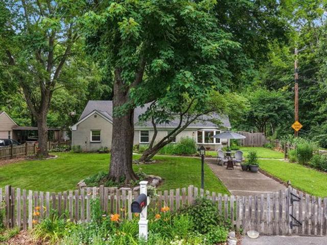 3770 E 55th St, Indianapolis, IN 46220