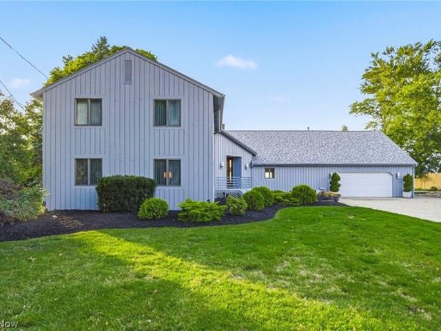 37725 Lake Shore Blvd, Eastlake, OH 44095