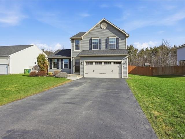 3773 Captains Way, North Tonawanda, NY 14120