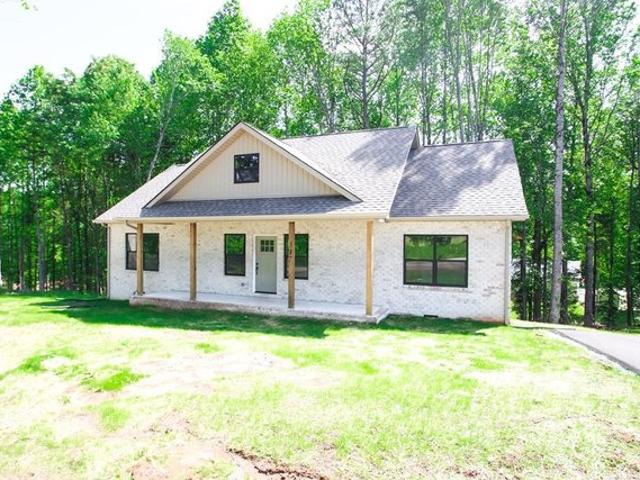 377 Crossvine Rd, Sparta, TN 38583