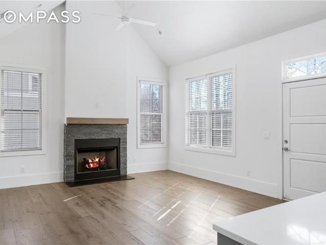 377 Anders N, Chattahoochee Hills, GA