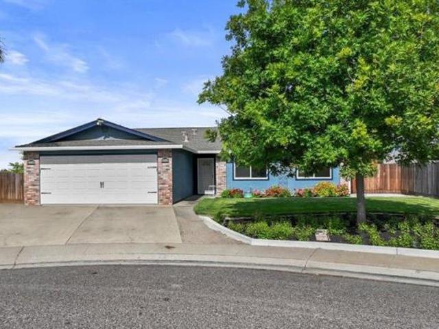 377 Almond Ct, Ripon, CA 95366